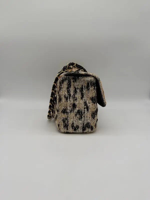 Chanel Maxi Leopard Gold-tone Metal