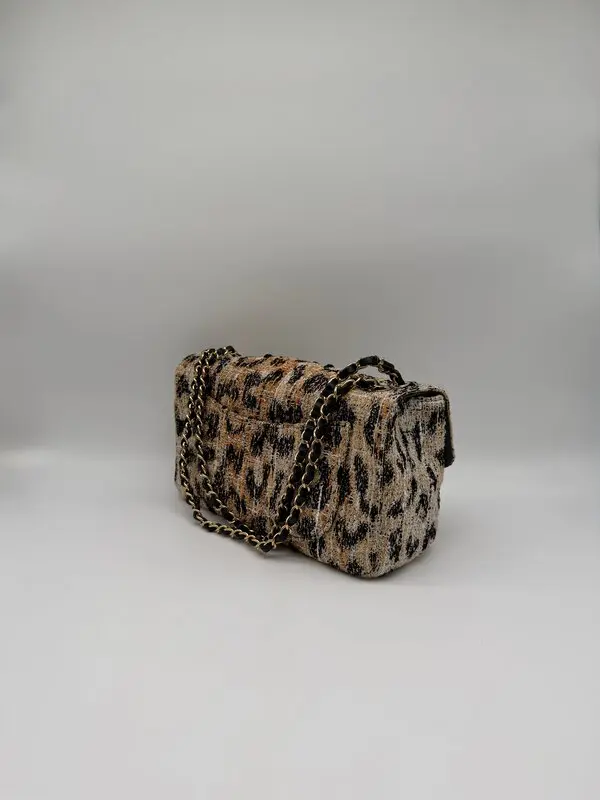 Chanel Maxi Leopard Gold-tone Metal