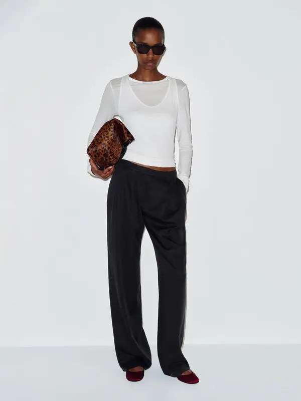 REFORMATION Frances Low Rise Relaxed Pant - Black