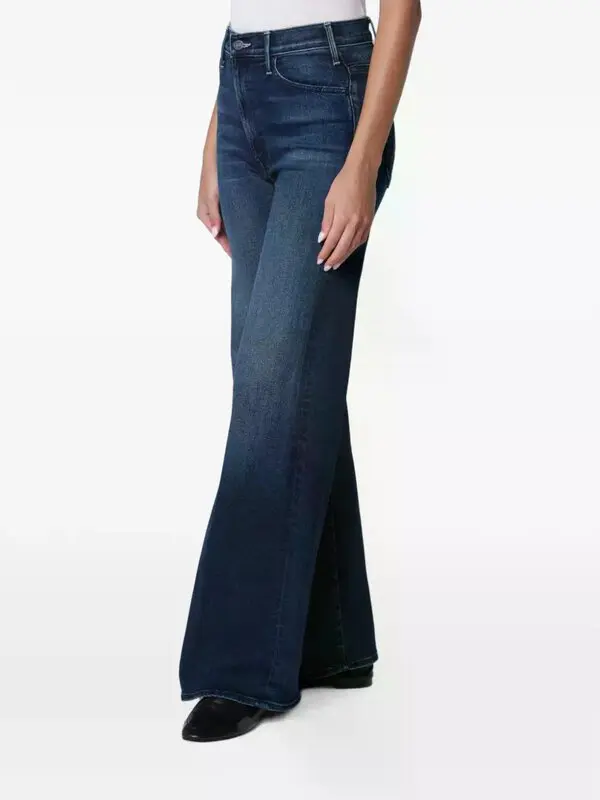 MOTHER The Hustler Roller Sneak Jeans