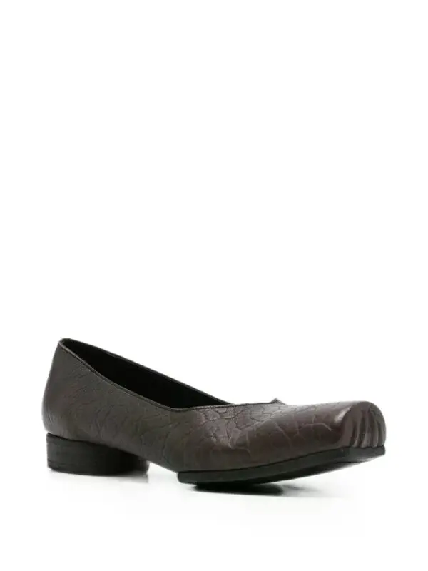 UMA WANG Crinkled-effect Square-toe Pumps