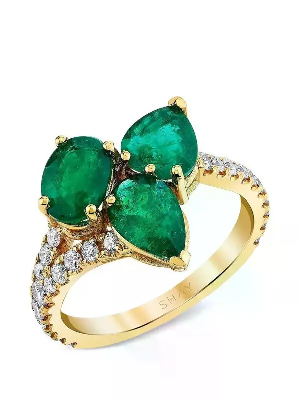 Shay Emerald And Diamond Cluster Ring - Gold