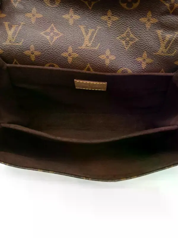 LOUIS VUITTON 2021 Monogram Pochette Metis Satchel