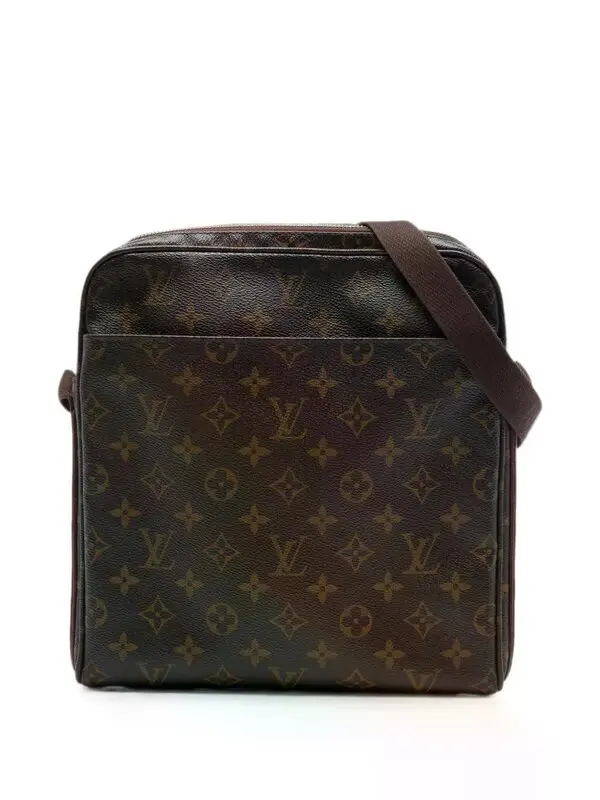 LOUIS VUITTON 2010 Monogram Trotteur Beaubourg Crossbody Bag