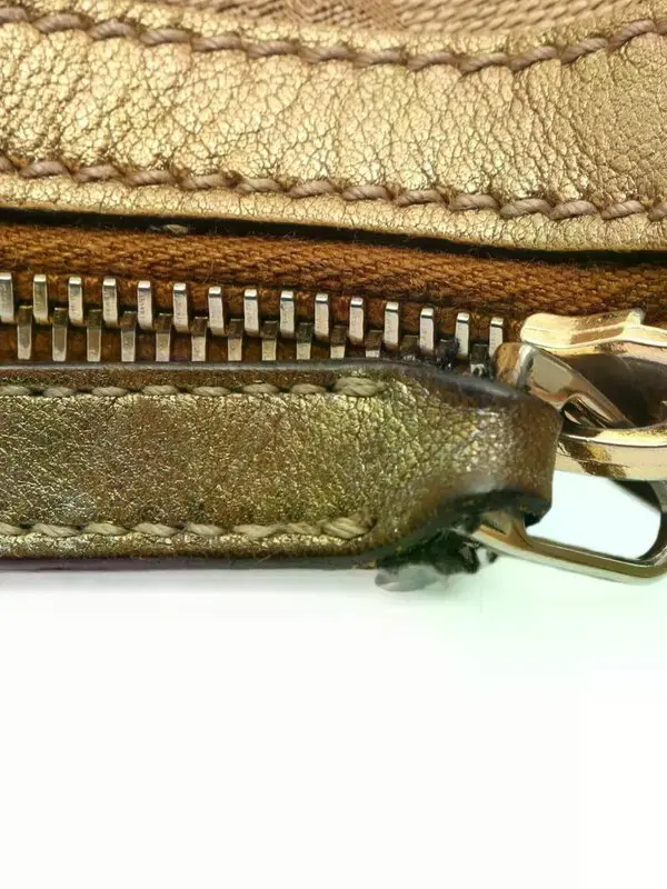 Gucci 2000s Gg Canvas Shoulder Bag - Neutrals