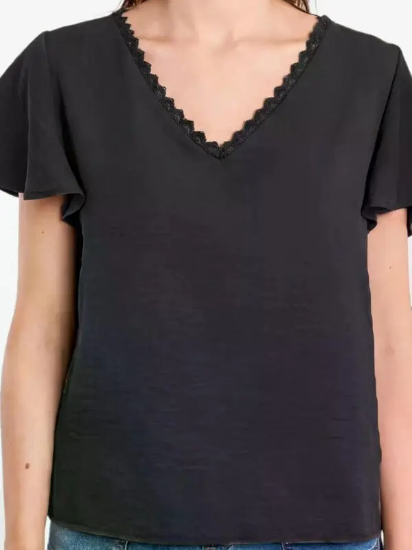 MOLLY BRACKEN Flutter-sleeve Top With V-neck And Lace Trim