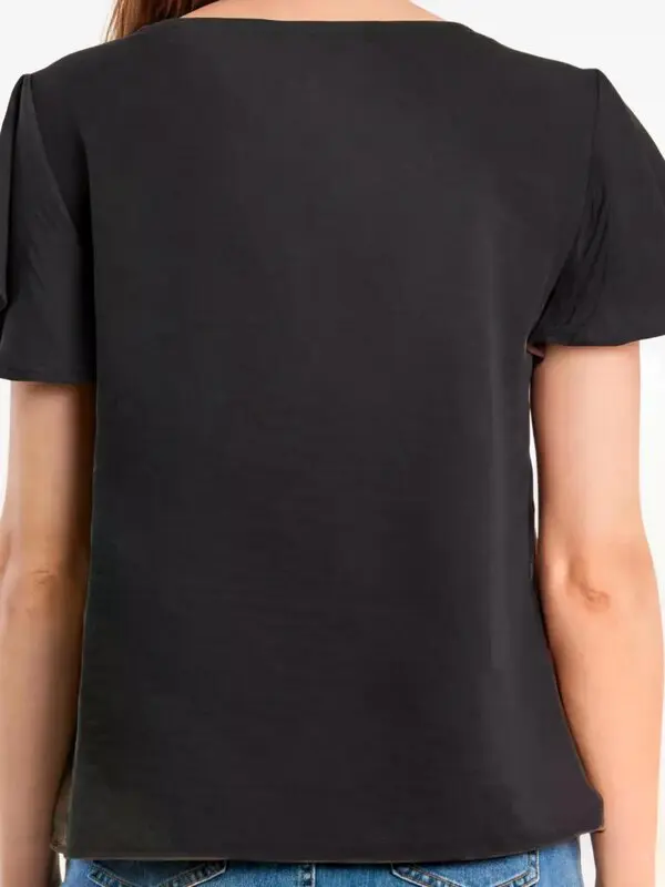 MOLLY BRACKEN Flutter-sleeve Top With V-neck And Lace Trim