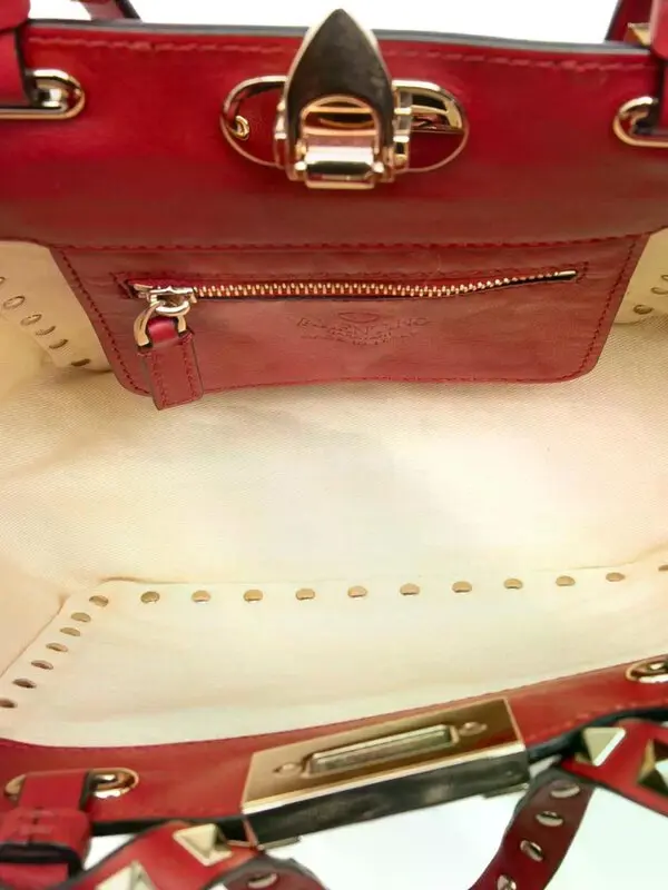 Valentino Garavani Mini Grained Calfskin Rockstud Trapeze Satchel - Red