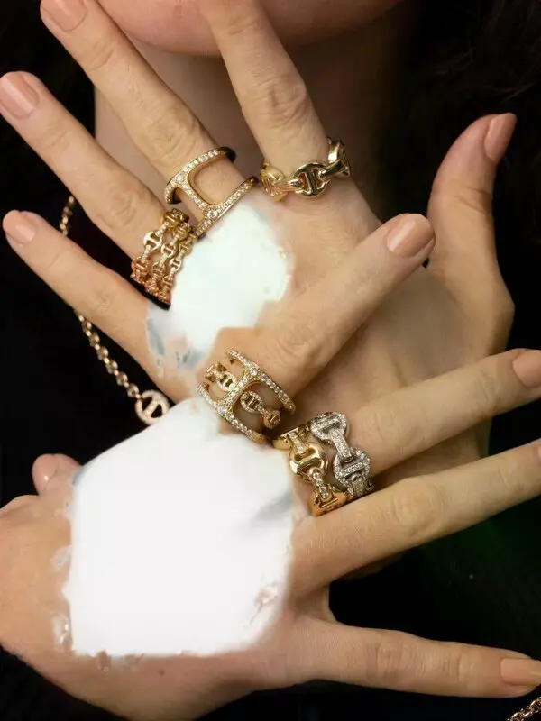 Hoorsenbuhs Tri-link Diamond Ring
