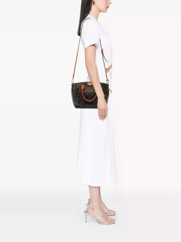 LOUIS VUITTON 2017 Monogram Turenne Pm Satchel