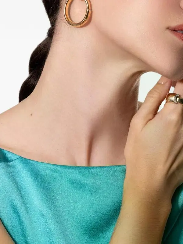 Vhernier Calla Diamond Hoop Earrings