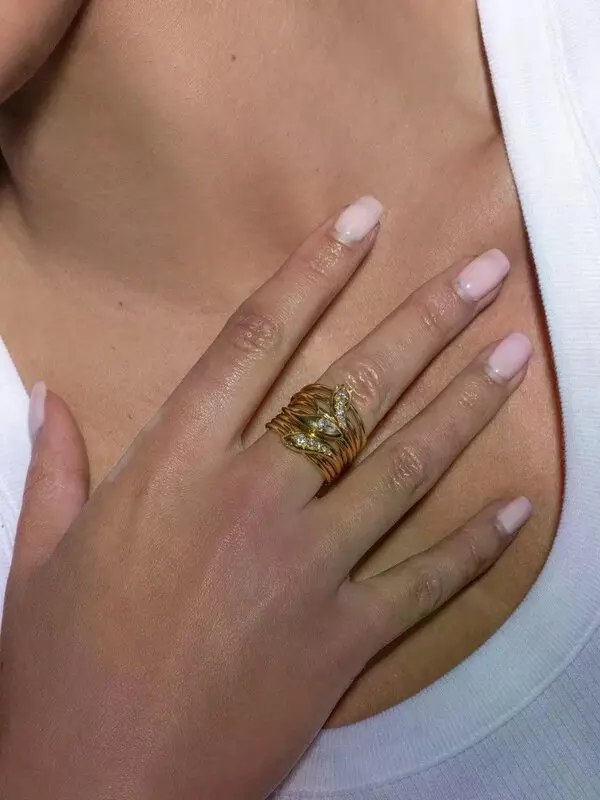 Sidney Garber Diamond And Emerald Serpentine Ring