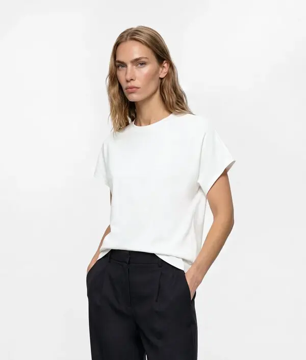 Karl Lagerfeld Capped Sleeve T-shirt With Embroidered Logo - White