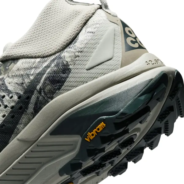 Nike Zegama Trail Running Shoes - Green