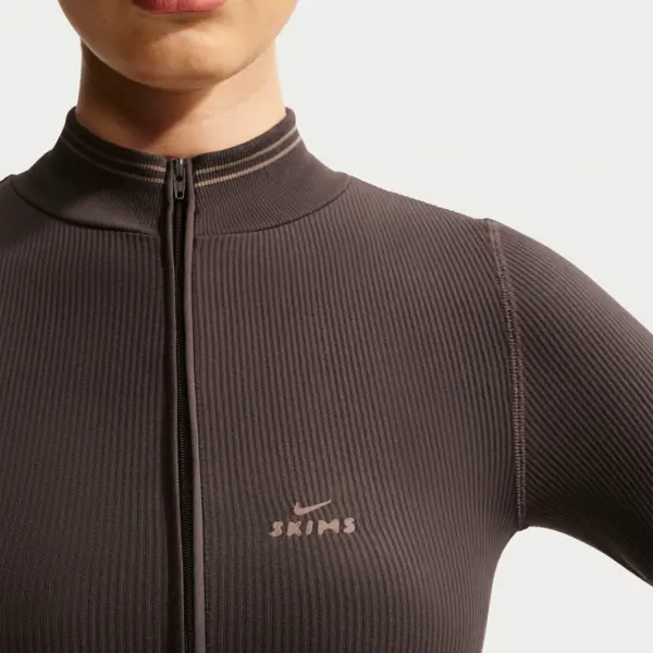 Nike Skims Ribbed Seamless Cropped Full-zip Jacket