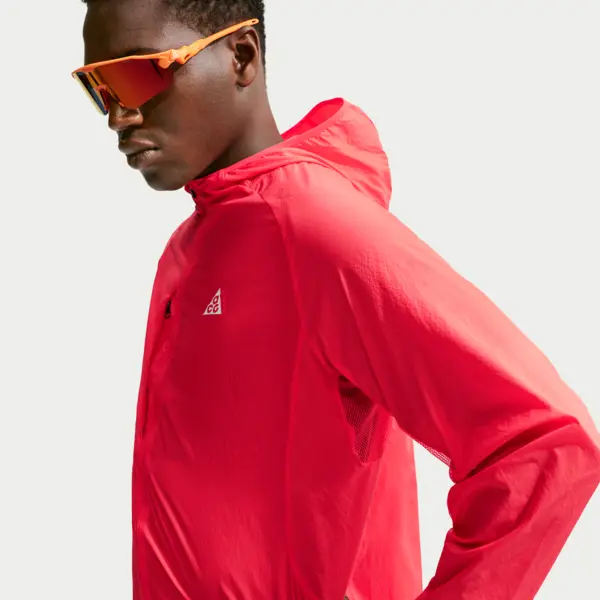 Nike Aireez" Uv Protection Jacket - Red