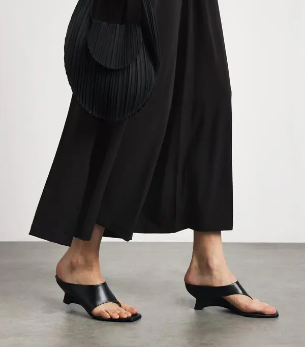 Issey Miyake Drape Jersey Cropped Trousers