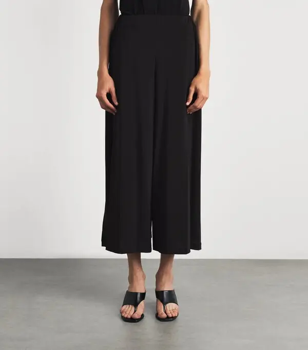 Issey Miyake Drape Jersey Cropped Trousers