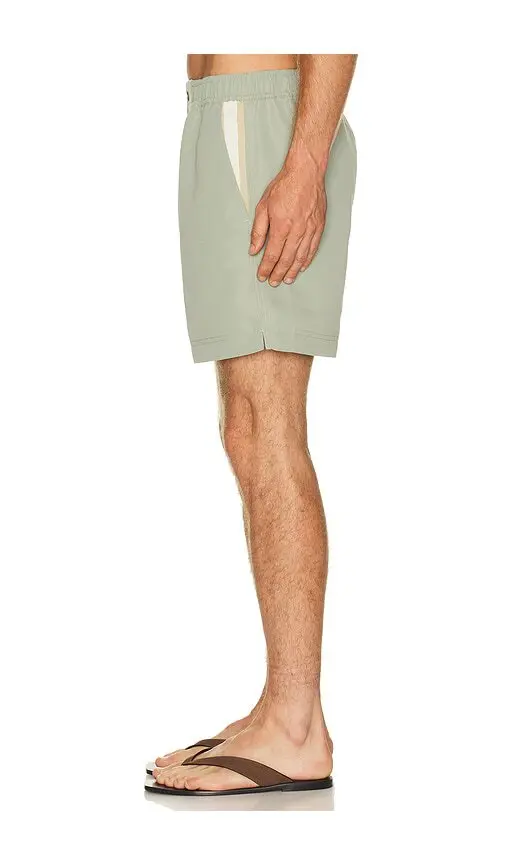 CHE Plain Tailored Swim Short In Green