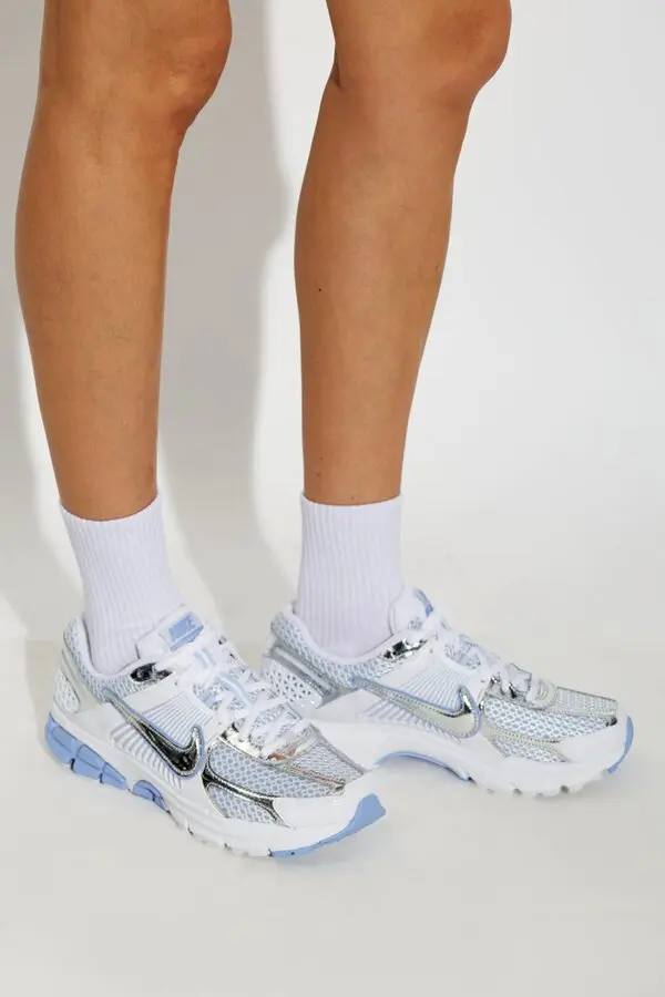 Nike Zoom Vomero Chrome" Sports Shoes - White