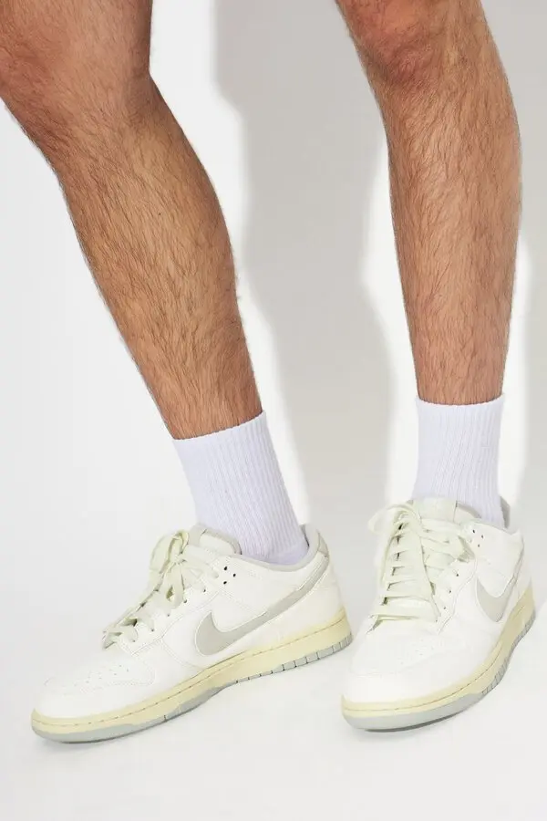 Nike Dunk Low Retro' Sports Shoes - Cream