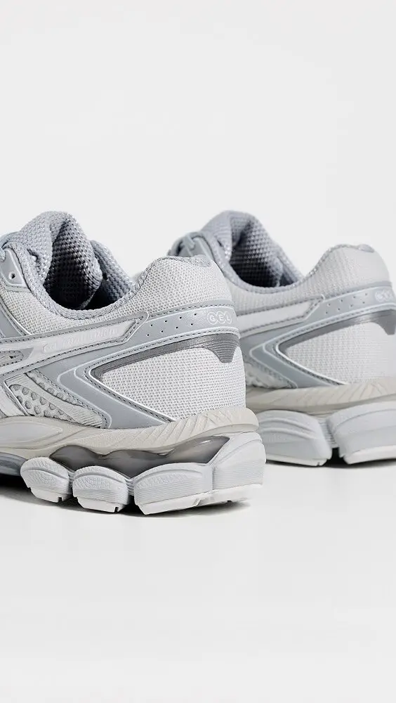 Asics Gel-cumulus 16 Sneakers