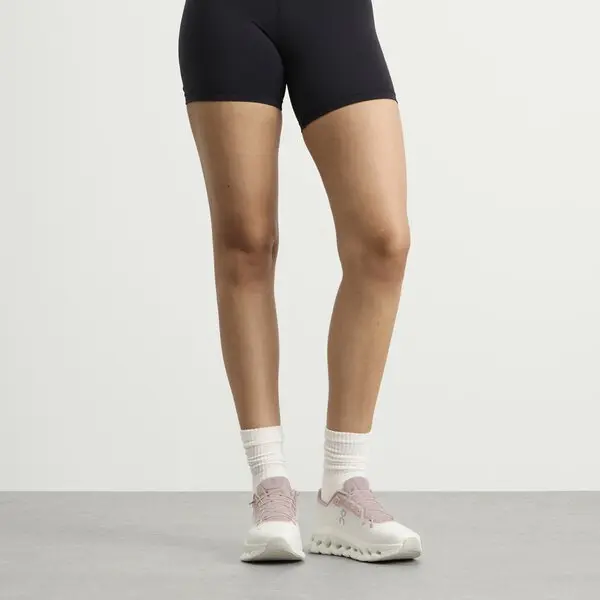 On Cloudtilt Sneaker - Biscuit/ivory