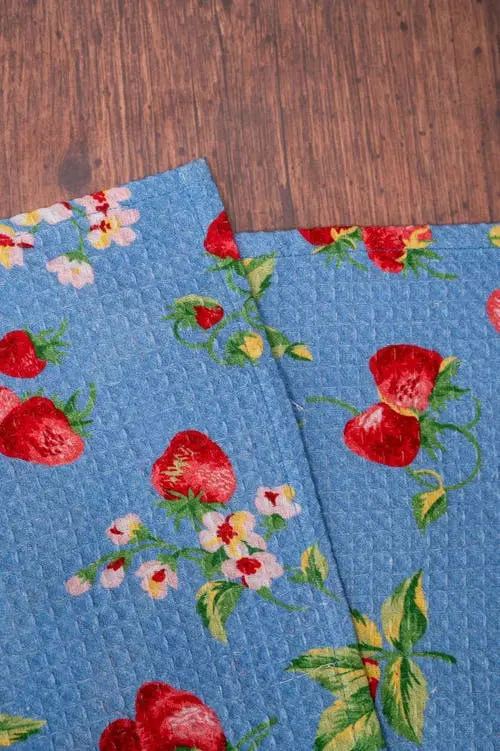MODERN PRAIRIE Strawberry Magic Tea Towels