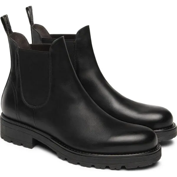 NEROGIARDINI Leather Chelsea Boot