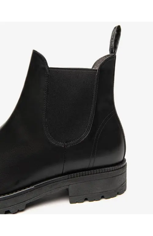 NEROGIARDINI Leather Chelsea Boot