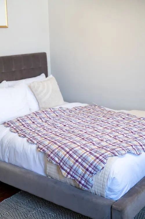 MODERN PRAIRIE Pansies Throw