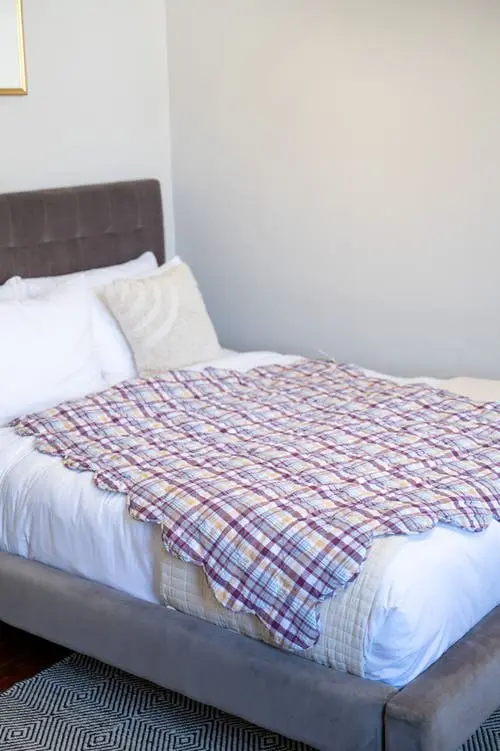 MODERN PRAIRIE Pansies Throw