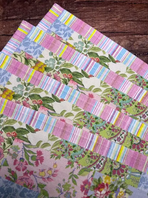 MODERN PRAIRIE Garden Collage Patchwork Placemats