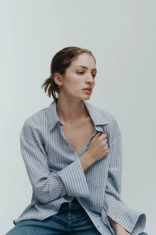 H&M Oversized Shirt - Light Blue/striped