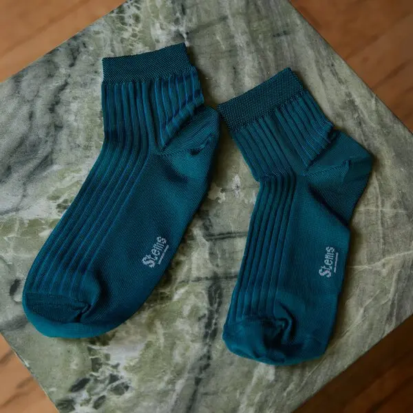 STEMS Silky Ribbed Quarter Socks - Deep Green