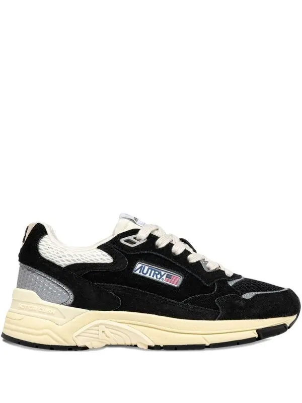 AUTRY Hyperway Low Sneakers - Black