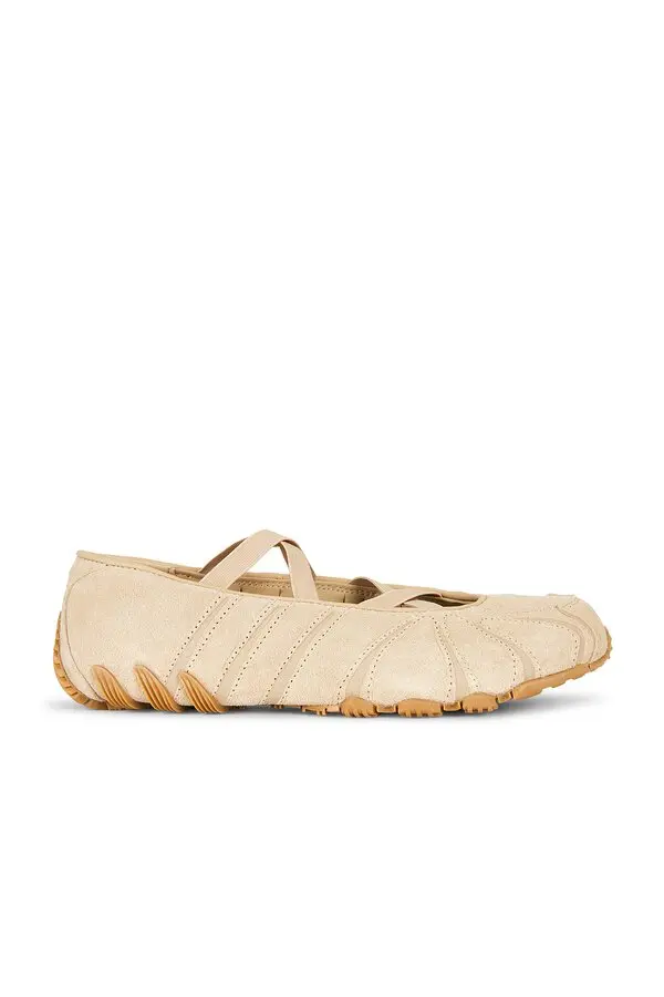 ADIDAS ORIGINALS Ghost Sprint Ballet Sneaker