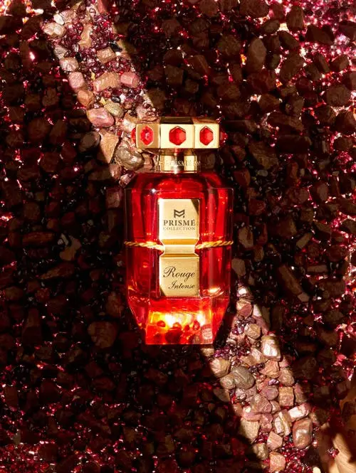 PATEK MAISON Prismé Rouge Intense