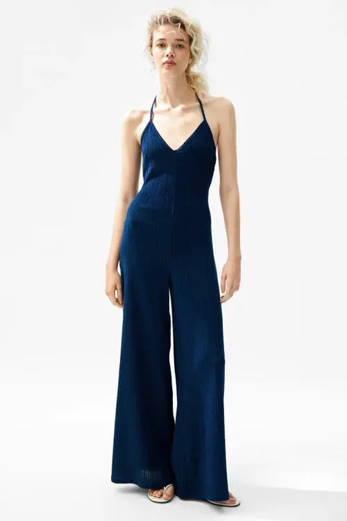 H&M Halterneck Textured Jumpsuit With Wide Legs - Dark Blue