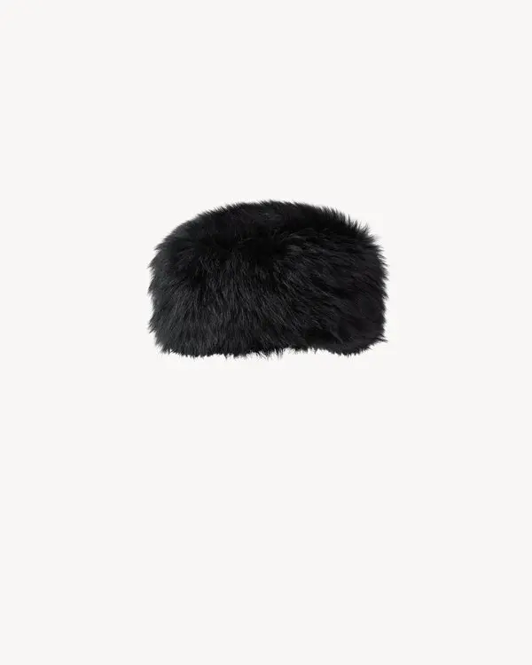 Saint Laurent Pillbox Hat In Shearling - Black