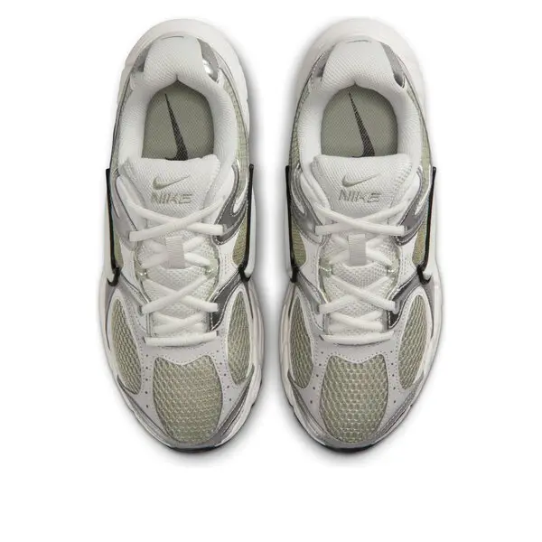Nike V5 Rnr "spruce Fog Metallic Silver" Sneakers - Spruce Fog/metallic Silver