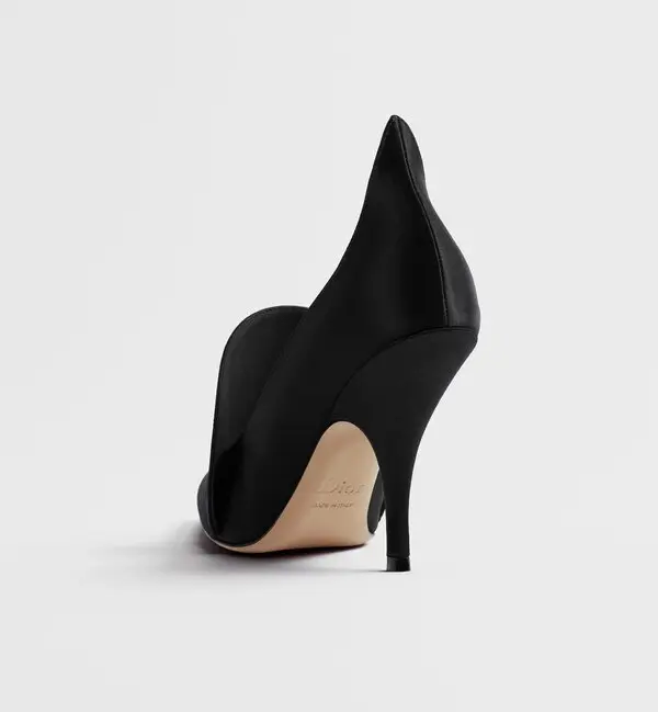 Dior Masquerade Pump