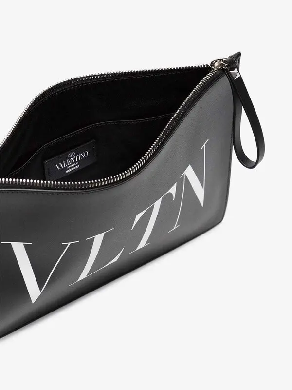 Valentino Garavani Vltn Clutch