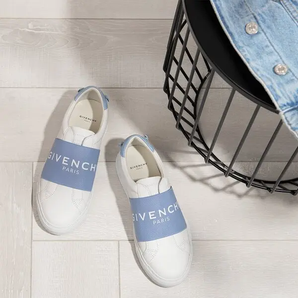 Givenchy Logo Strap Low-top Sneakers - White