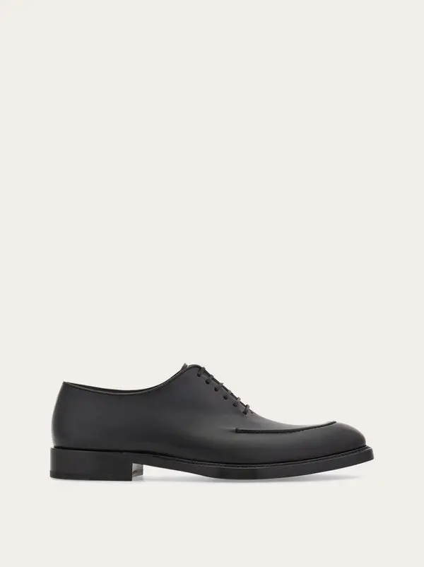 FERRAGAMO Oxford Shoes With Raised Stitching Detail - Black