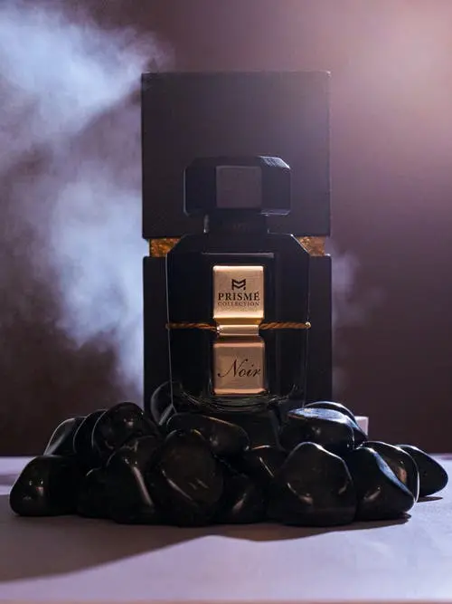 PATEK MAISON Prismé Noir