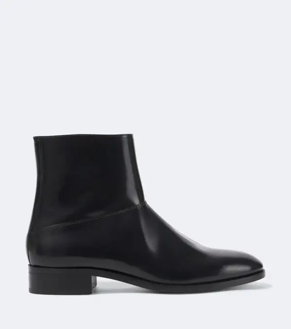 Valentino Garavani Vlogo Leather Ankle Boots