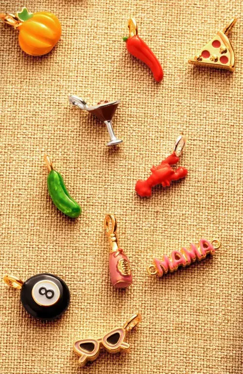 A LITTLES & CO Beaded Bracelet With Sunglasses Charm