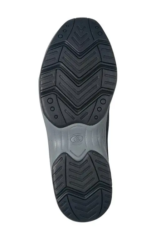 Easy Spirit Traveltime 20th Anniversary Edition Leather Clog Sneaker