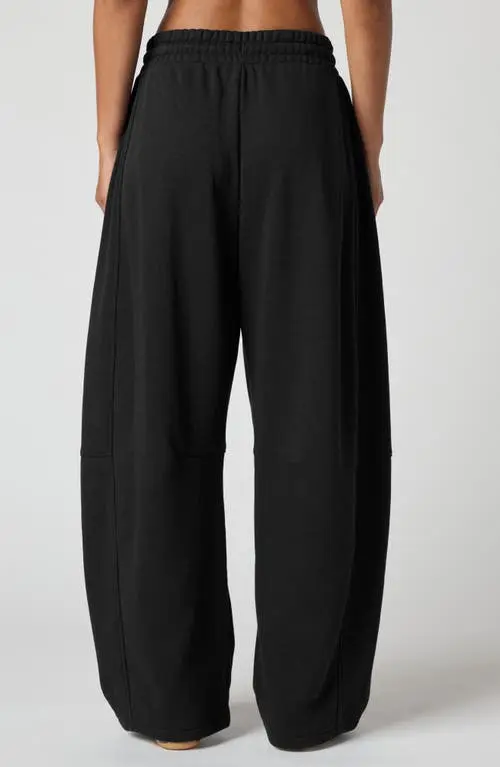 FLORENCE BY MILLS Barrel Leg Sweatpants - Black